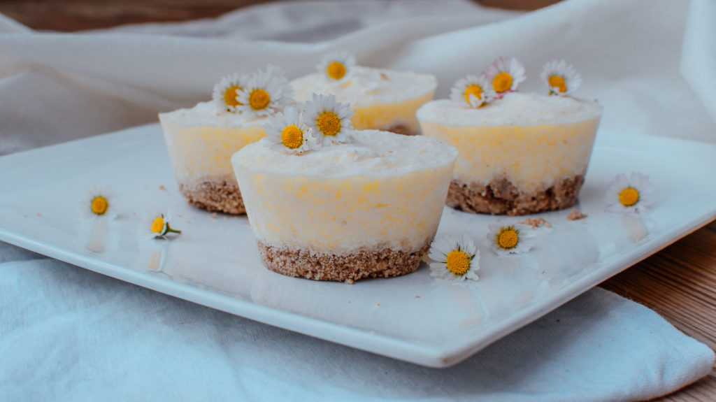 Pineapple Mousse Cups - a vegan party snack! - carinaberry.com