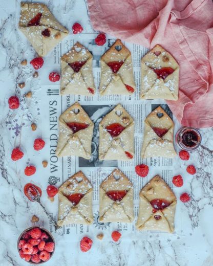 Valentine's day cookies - love letter recipe - carinaberry.com