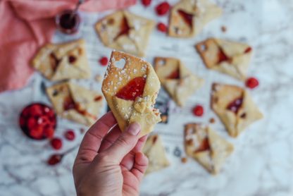 Valentine's day cookies - love letter recipe - carinaberry.com